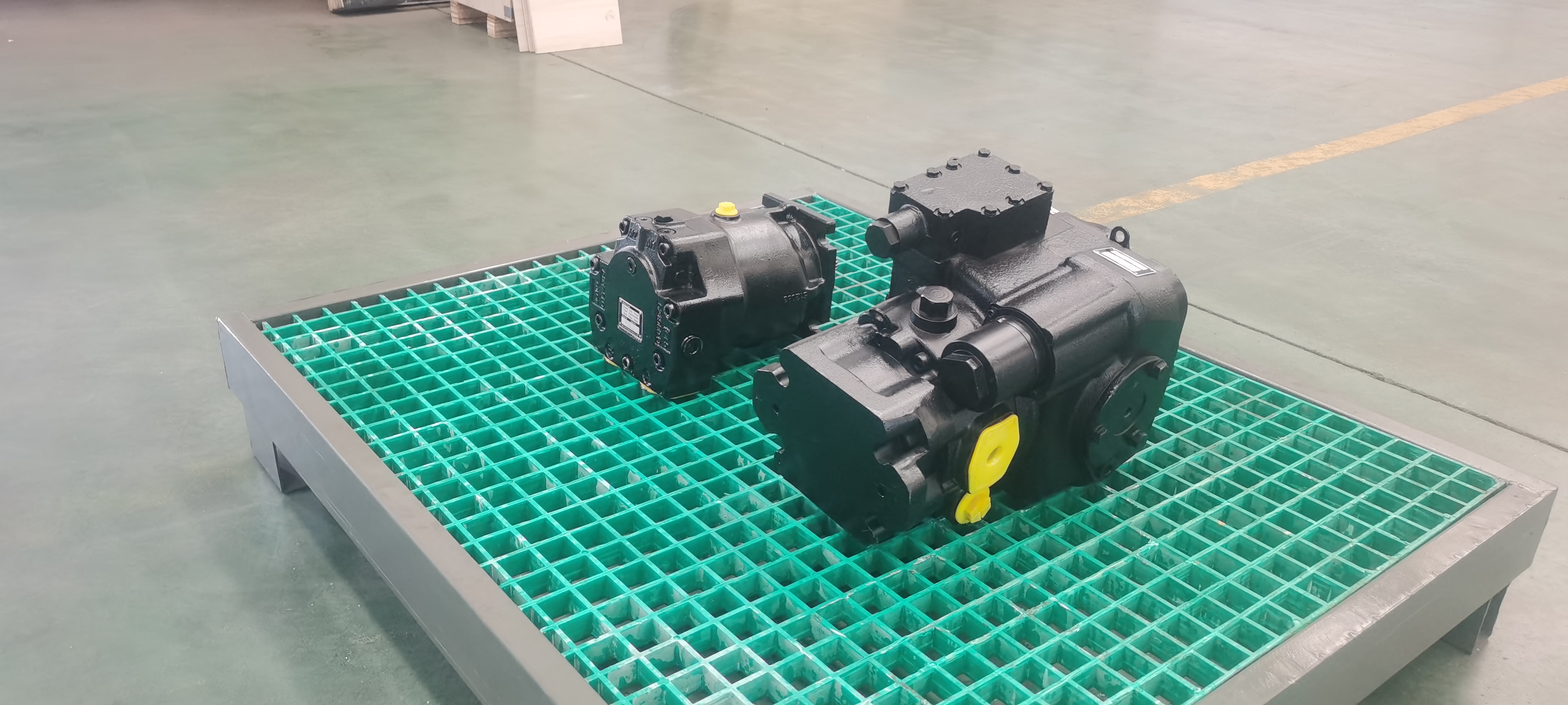 harvester walking hydraulic system