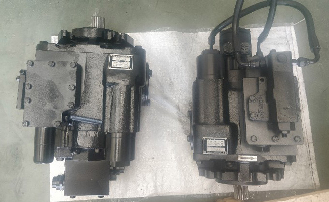 scraper loader hydraulic pump