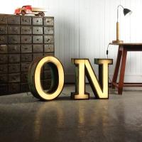 China Shop Logo Outdoor LED Letter Sign with 28C Working Lifetime of 50000 Hours and Design for sale