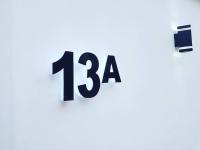 China Custom Metal Outdoor Illuminated 3D Signage Back LED Light House Number for Weddings for sale