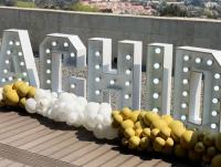 China Customized Size 4 ft LED Bulb Letters for Wedding Decoration Mr and Mrs Marquee Letters for sale