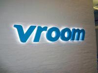 China 28C Temperature Stainless Steel Letter Logo Sign for Commercial Building Decoration for sale
