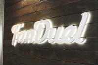 China 28C Temperature Stainless Steel Letter Logo Sign for Commercial Building Decoration for sale
