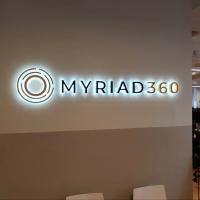 China Custom Made LED Sign Lighting Letters Round Light Box for Decoration 28C Advertising for sale