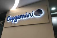 China 3D Custom Seiko Backlit LED Word Stainless Steel Channel Letter Sign for Retail Shop for sale