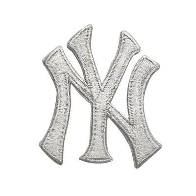 China Custom 3D Brand Logo Embroidery Patch Woven Patch With Iron On Backing for sale