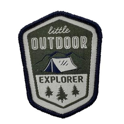 China Custom Iron On Woven Patch with Merrowed Border 100 PCS MOQ Polyester Yarn for sale