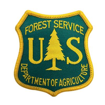 China Custom Iron On Woven Patch Merrowed Border Eco Friendly Washable 100 Pcs MOQ for sale