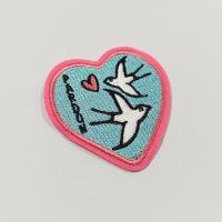China Custom Iron On Embroidery Patch Twill Fabric Merrow Border 100pcs Min Order for sale