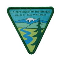 China Wholesale Triangle Self Adhesive Iron On Woven Patches 100 Pcs Custom Shape for Garments Bags Hats for sale