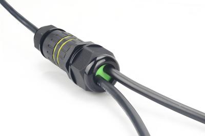China M25 5-Pin Straight-Through Screw Lock IP68 Waterproof Connector 1 In 2 Out for sale