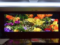 China Fanless Commercial LED Display Screen 1.5mm Pitch 3840Hz Ultra High Resolution Indoor Advertising for sale