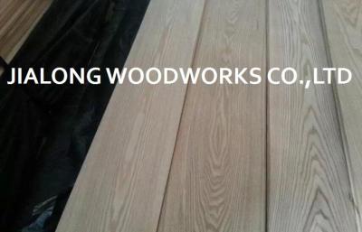 China Ash Wood Plain Sliced Veneer 2.5m Length | 0.3mm-0.5mm Thickness | Russian/Chinese Origin for sale