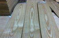 China 0.5mm China Yellow Ash Flooring Veneer - 133x930mm Natural Wood Surface for Flooring & Furniture for sale