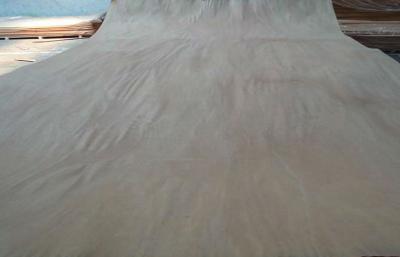 China Mersawa Rotary Cut Veneer MDF 0.20-0.60mm Thickness for Chipboard and Block Board in 4x8 and 3x7 Sizes for sale