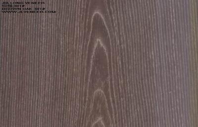 China Engineered Red Oak Veneer Sheets 0.2-0.6mm for Furniture and Door Making for sale