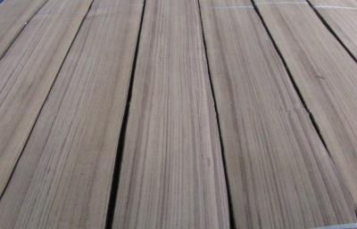 China Burma Teak Quarter Cut Veneer 0.5mm Thickness 2500mm Length Yellow with Black Line Natural Wood for sale