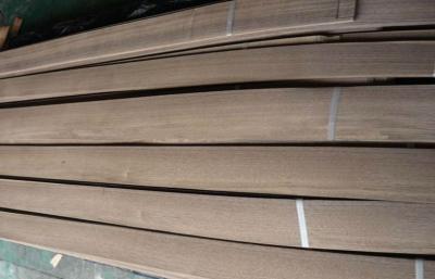China Black Walnut Quarter Cut Veneer Board Grade Furniture Grade 0.5mm Thickness for sale