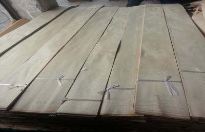 China Natural Slice Cut Northeast Birch Veneer for Edge Banding - 0.45mm Thickness, 90mm-2500mm Size Range for sale