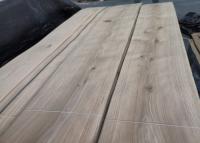 China Natural Sliced Knotty American White Oak Veneer Sheets For Decoration for sale