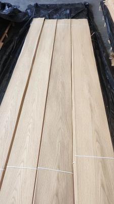 China Natural Crown Cut European White Oak Veneer Sheet 0.5mm for Plywood Furniture for sale