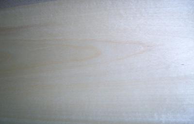 China Natural Golden Birch Wood Veneer 0.45mm Thickness Rotary Cut for Plywood Manufacturing 1000-2500mm Length for sale