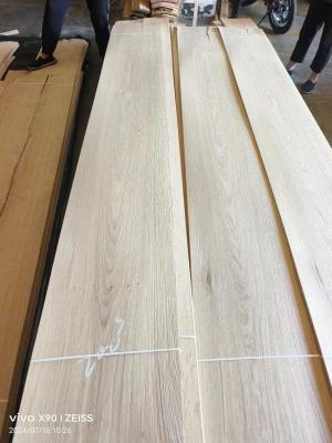 China Best Quality Natural Sliced Cut Rustic Oak Veneer Sheet For Decoration for sale
