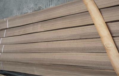 China Natural Walnut Sliced Veneer 0.5mm Thickness for Plywood Furniture for sale