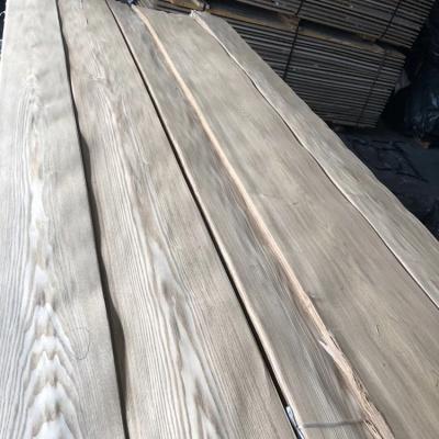 China AAA Grade Ash Crown Cut Natural Wood Veneer 2500x640mm for Luxury Furniture for sale