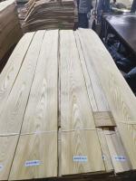 China Brown Elm Crown Cut Veneer 0.5mm Thickness for Hotel Furniture Decoration for sale