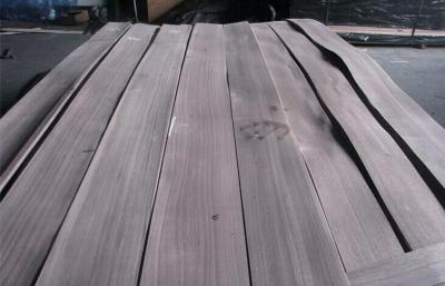 China Natural Sliced Black Walnut Wood Veneer Sheet Crown Cut 0.5mm for Cabinetry for sale