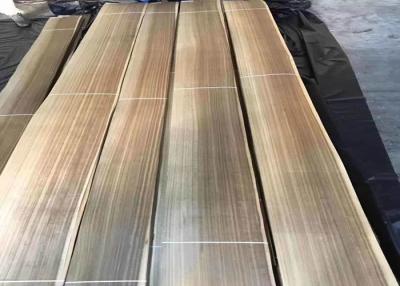 China Light Color Smoked Eucalyptus Wood Veneer 0.6mm Thickness 2500-3100mm Length for Hotel Decoration for sale