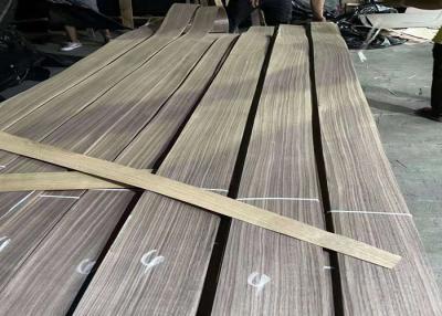 China American Black Walnut Quarter Cut Veneer Sheet 2500-3800mm Length 0.45mm Thickness for Furniture and Plywood for sale