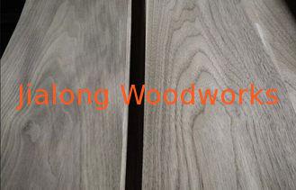 China Natural American Walnut Veneer Sheet 1200-3800mm Length 0.5mm Thickness for Furniture and Flooring for sale