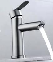 China Contemporary Zinc Alloy Bathroom Hardware Accessories Set Chrome Bath Hardware Set for sale