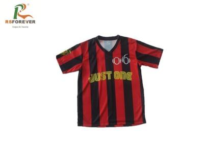 China Custom Printed Slim Fit V Neck T Shirts Gym Sport Polyester Short Sleeve 180gsm for sale