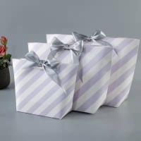 China ODM Pantone Color 250gsm Bridesmaid Paper Gift Bags 25*37*11cm for sale