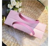 China Ribbon Bow Floral Kraft Paper Shopping Bag Clothes Footwear Packaging Box for sale