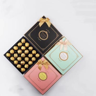 China 20.5*20.5*3.7cm Chocolate Dessert Cardboard Boxes Cupcake Pastry Boxes For Cookies for sale