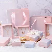 China OEM Logo Cardboard Gift Packaging Box 5x5x3 Gift Box Environmentally Friendly Mailers for sale