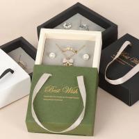 China Eco Friendly 10x10x3.5 Cardboard Gift Packaging Box Necklace And Earring Gift Box for sale