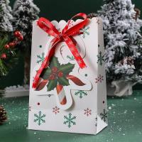 China 230 Gram/M2 Cookies Candies Christmas Paper Party Bags Eco Friendly for sale
