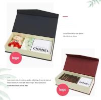 China Biodegradable Bridesmaid Wedding Paper Box Elegant Premium Flat Folding Gift Box for sale