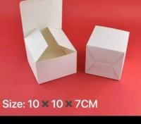 China Customized Small Plain Recycled Paper Gift Box White 10x10x7 Cake Box for sale
