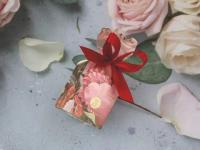 China ODM 5*5*12cm Candy Chocolate Wedding Paper Box With Ribbon for sale