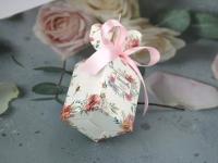 China ODM 5*5*12cm Candy Chocolate Wedding Paper Box With Ribbon for sale