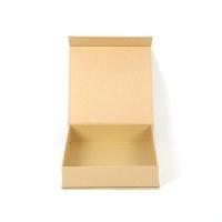 China Luxury Magnet Folding Flat Pack Gift Boxes 1200gsm Art Paper Box for sale