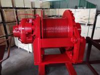 China High Speed Hydraulic Winch for Lifting Goods Capacity 0-650KN Heavy-Duty Construction for sale