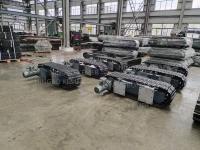 China Hydraulic Transmission Steel Track Undercarriage for Excavator Crushers and Drilling Rig for sale