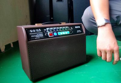 China Vintage Old Fashion Wireless Bass Leather Speaker Enchanced Playtime for sale